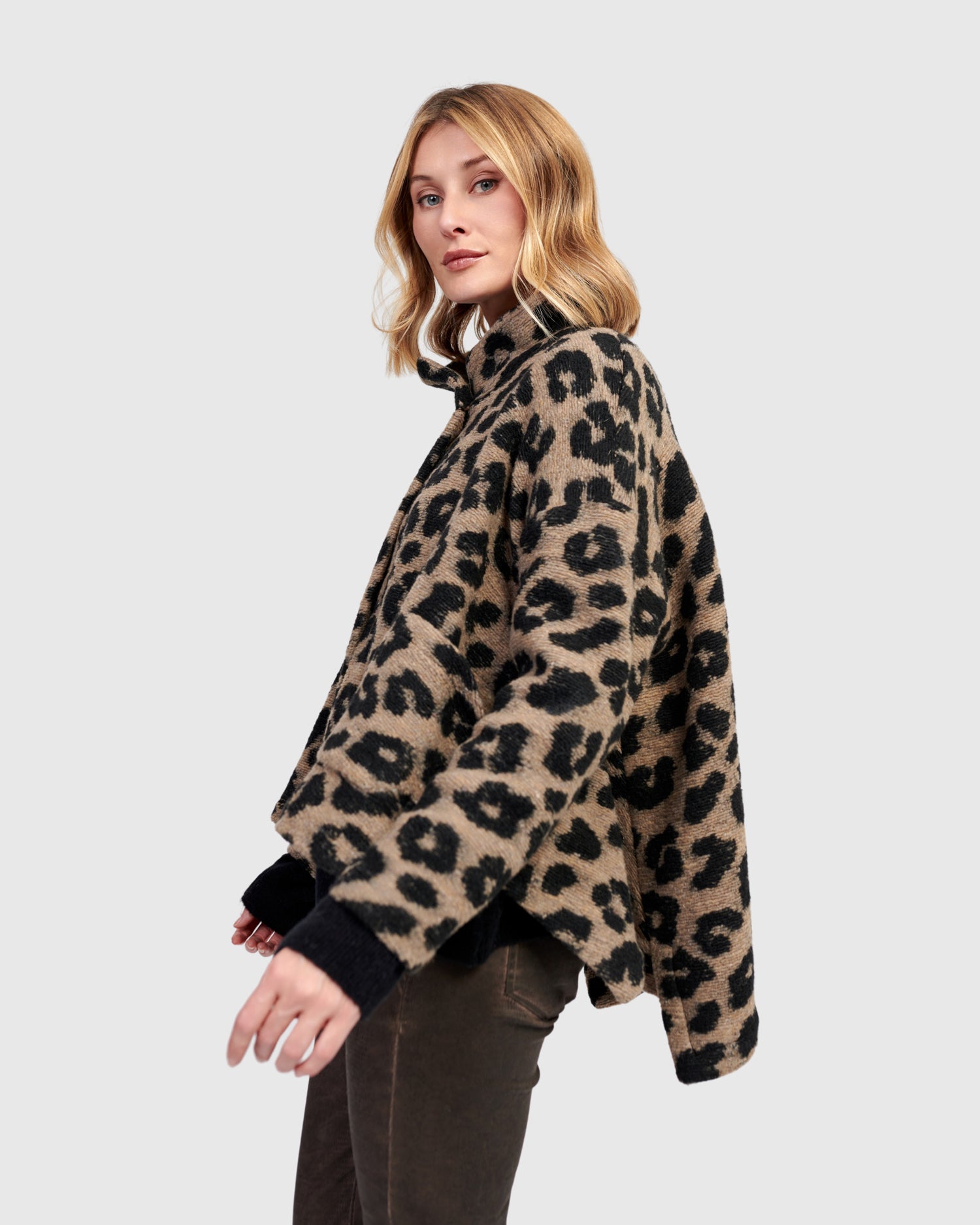 Nyx Cozy Cape Jacket, Leopard – Alembika U.S.