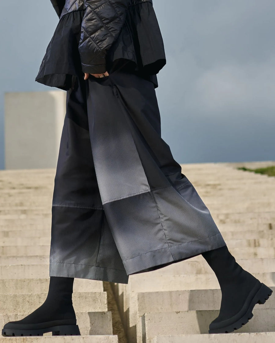Urban Elektra Wide Pants, Storm – Alembika U.S.