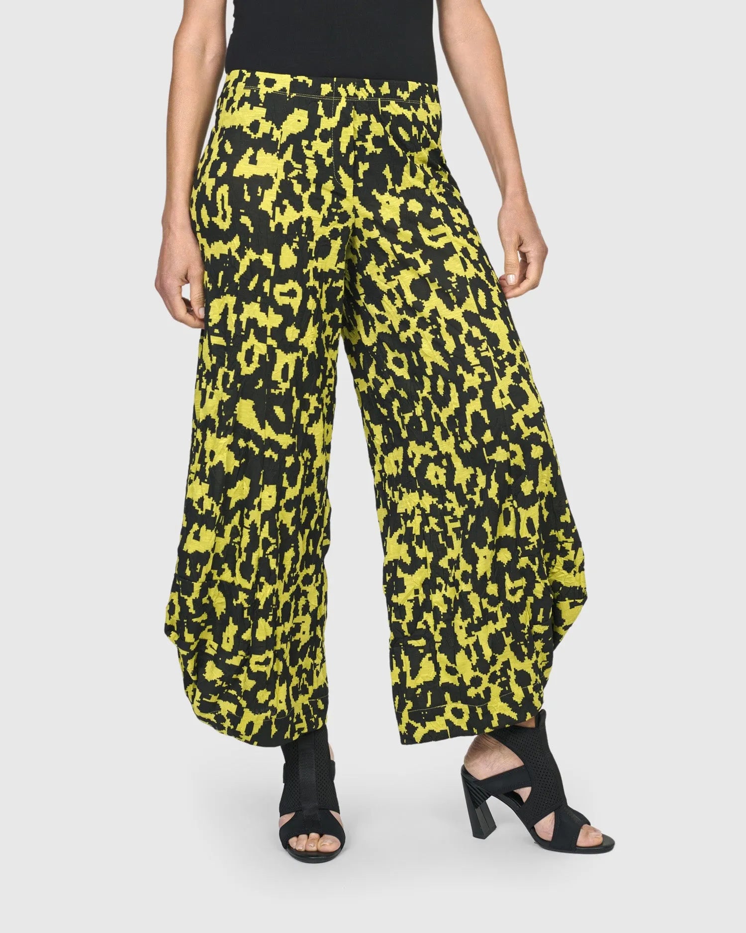 Thunderbolt Punto Pants, Python – Alembika U.S.