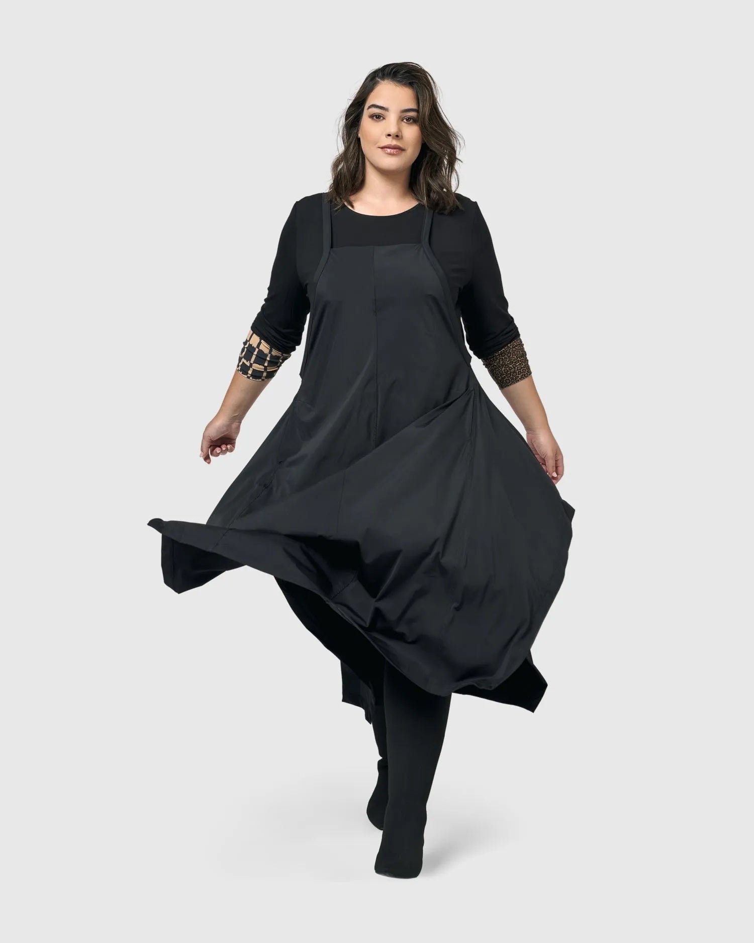 Shelley Apron Dress, Black – Alembika U.S.