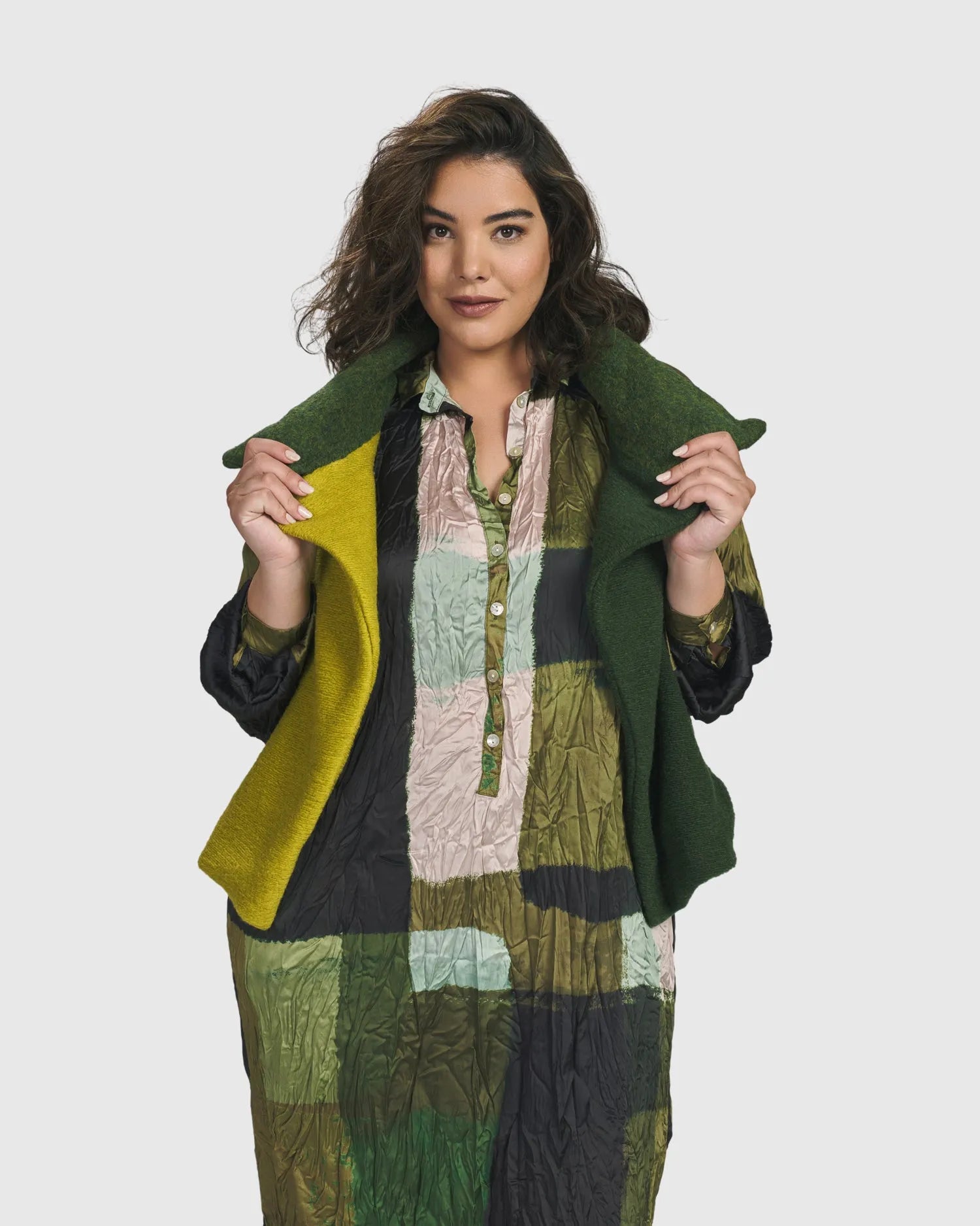 Two Tone Vest, Hunter – Alembika U.S.