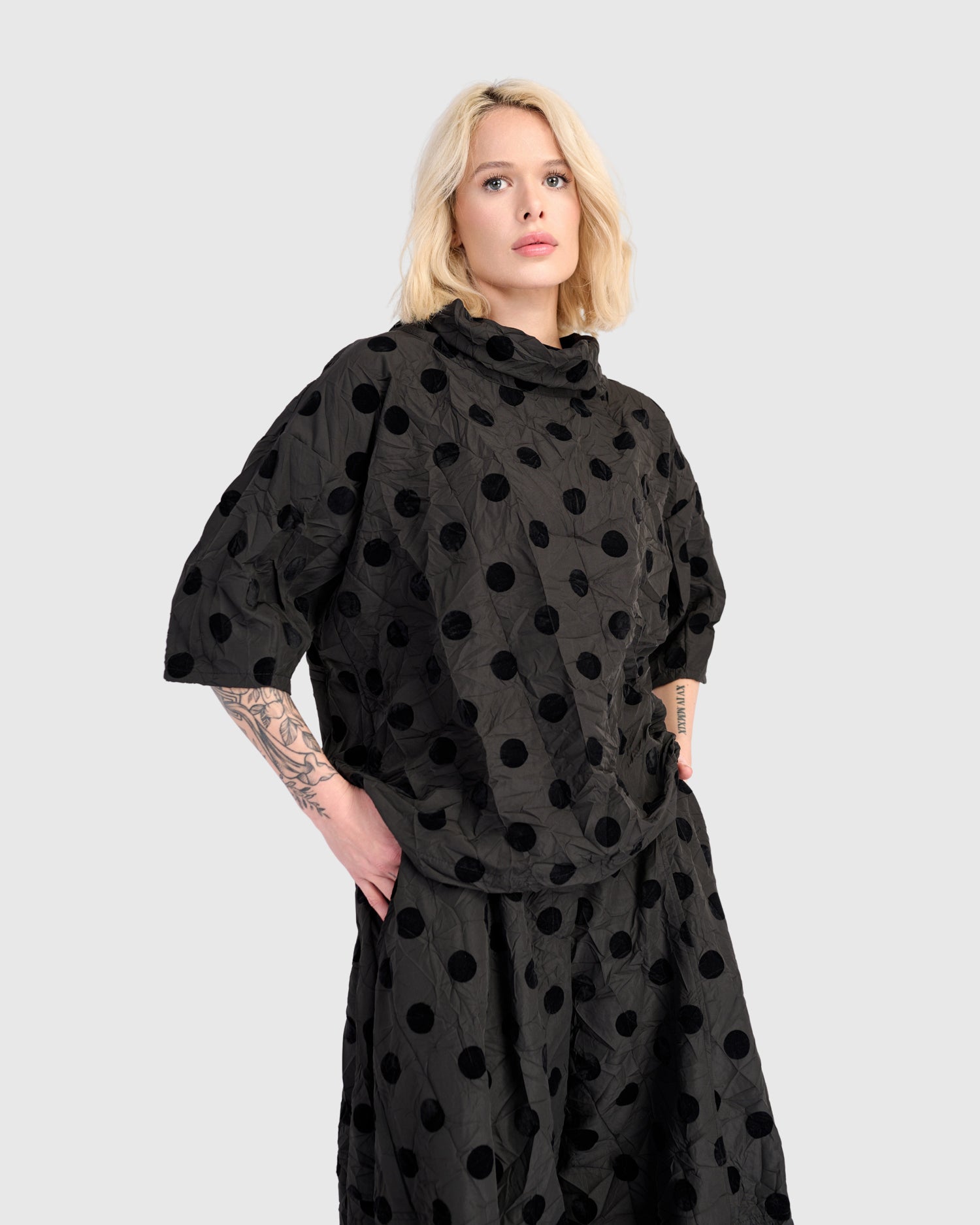 Soiree Funnel Top, Black Dots – Alembika U.S.