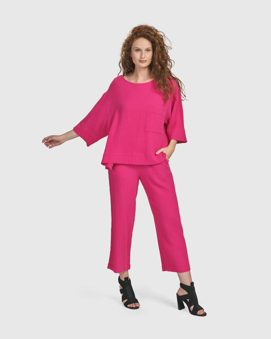 Recreation Tee, Fuchsia – Alembika U.S.