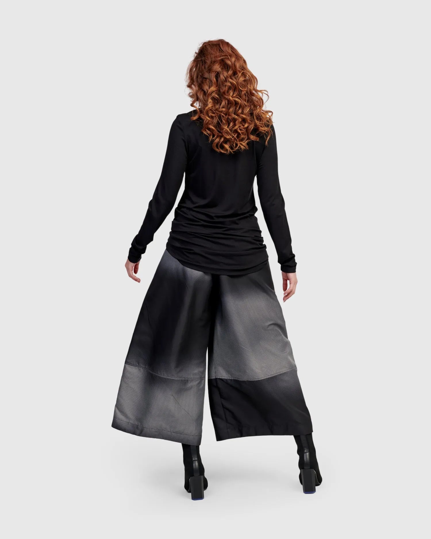 Urban Elektra Wide Pants, Storm – Alembika U.S.