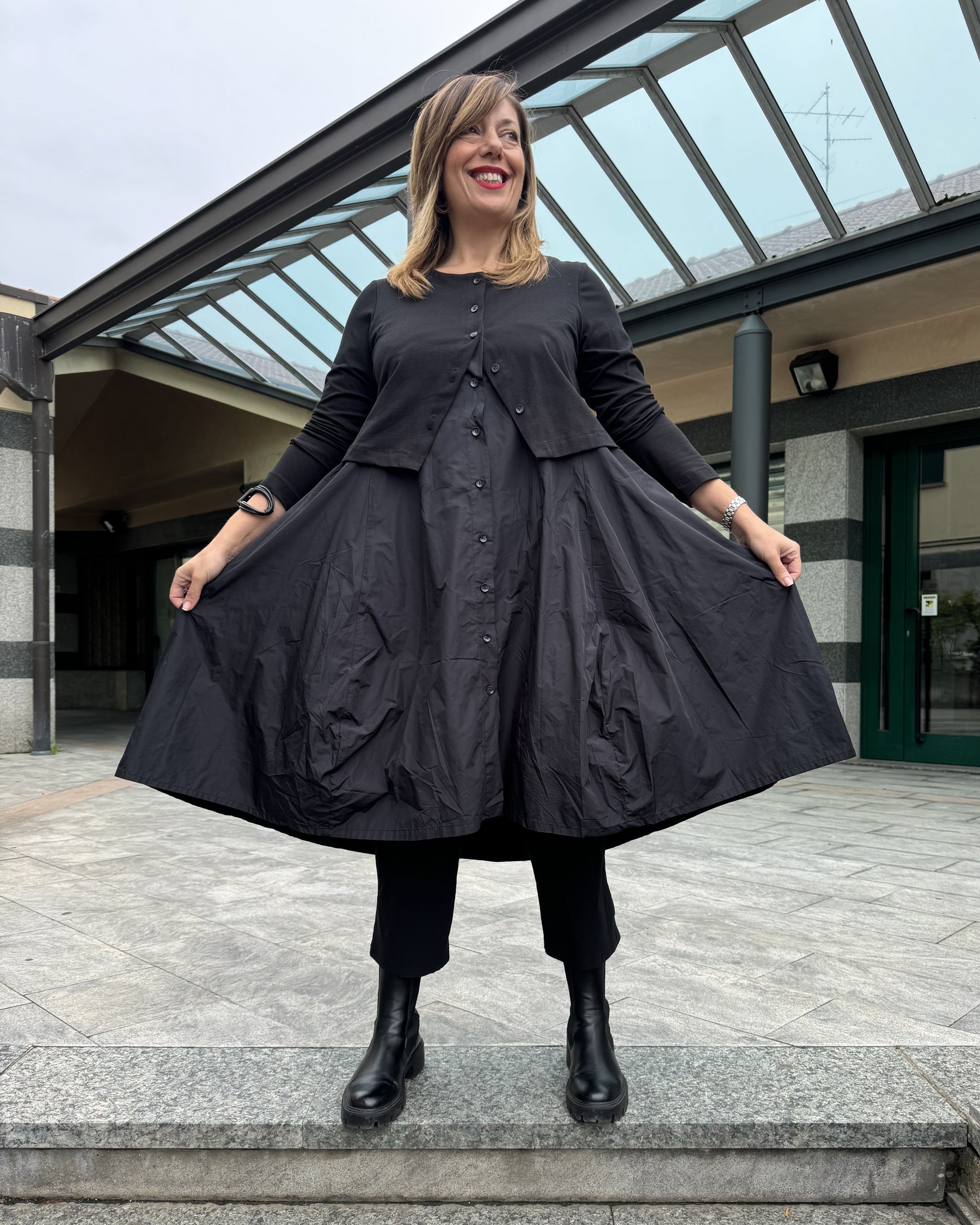 Urban Graphite Dress, Black – Alembika U.S.